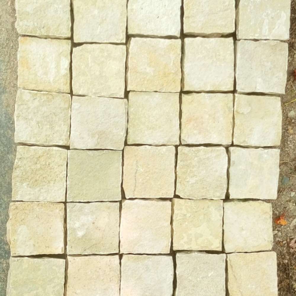 Tandur Yellow Riven Limestone 100X100 Square Setts – The Stonemart Ltd